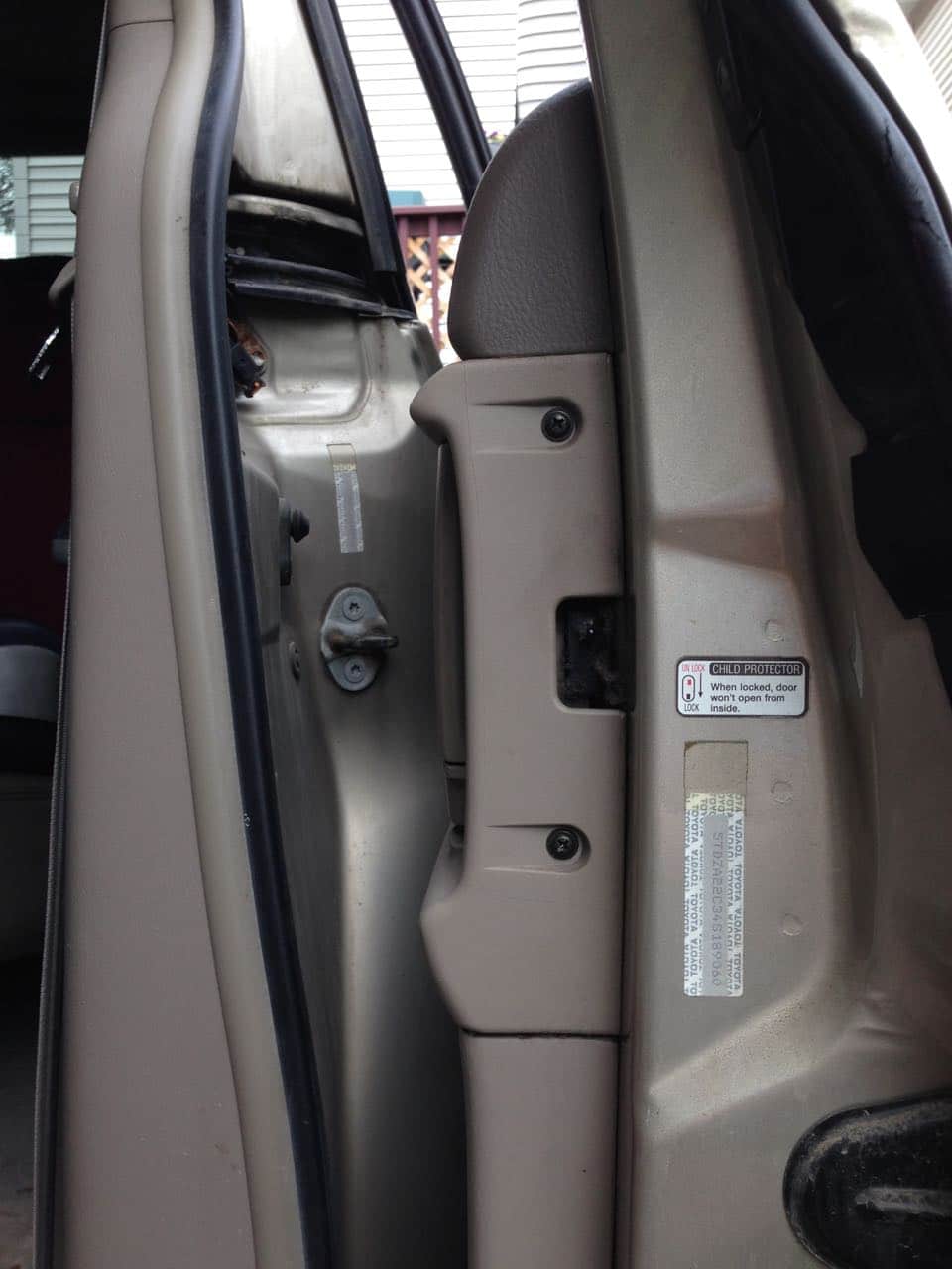 How to Fix 2004-2010 Toyota Sienna Sliding Door Will Not Open or Close ...
